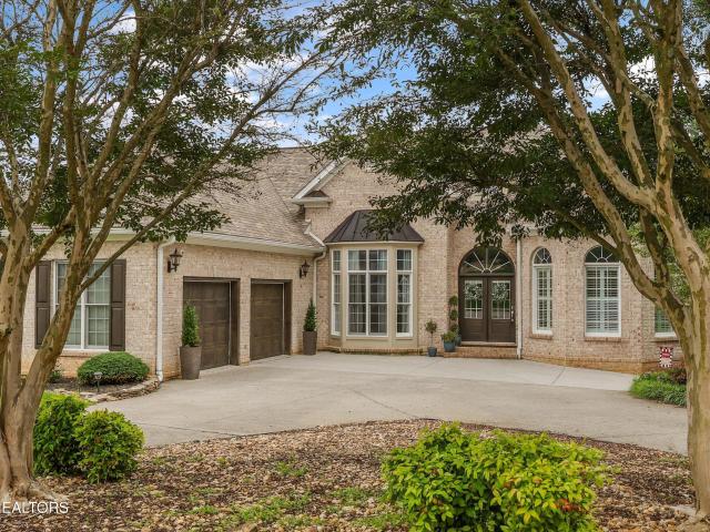 430 Oak Chase Blvd