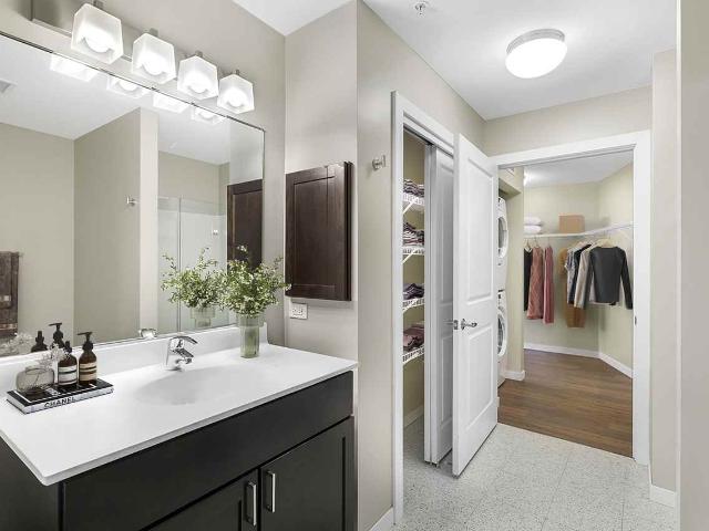 430 Oak Grove 1 Bedroom Apartment for Rent at 430 Oak Grove St, Minneapolis, MN 55403 Loring Park