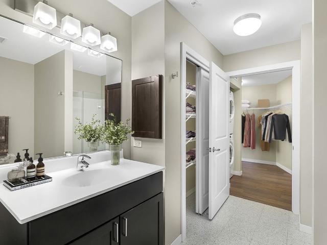 430 Oak Grove 2 Bedroom Apartment for Rent at 430 Oak Grove St, Minneapolis, MN 55403 Loring Park