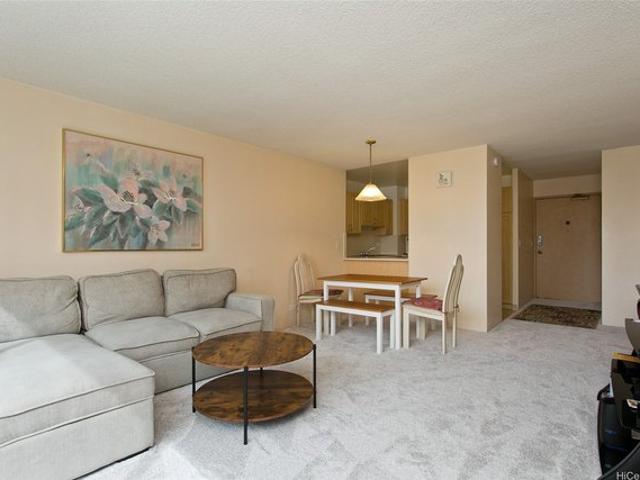 430 Lewers St Unit 1105, Honolulu, HI 96815