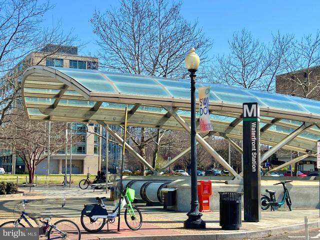 430 M St SW, Unit N502, Washington, DC 20024 | MLS #DCDC2245