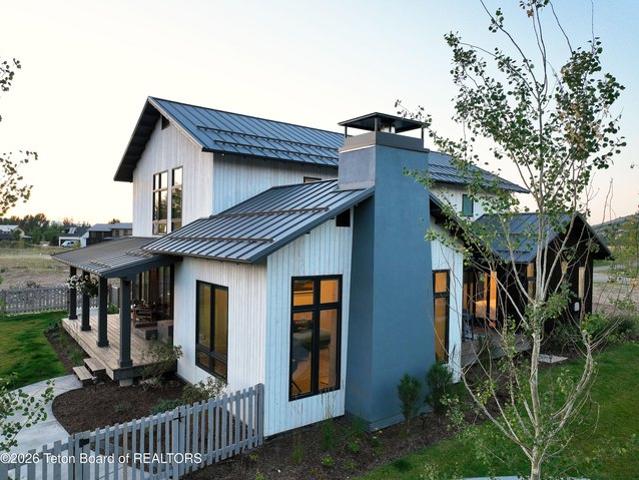 430 Mail Cabin Dr, Victor, ID 83455