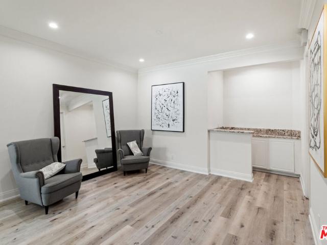 430 MAPLE Drive 203