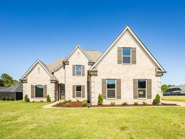 430 Marrietta Dr, Oakland, TN 38060