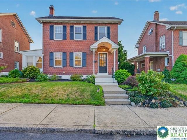430 N 2nd St, Emmaus, PA 18049