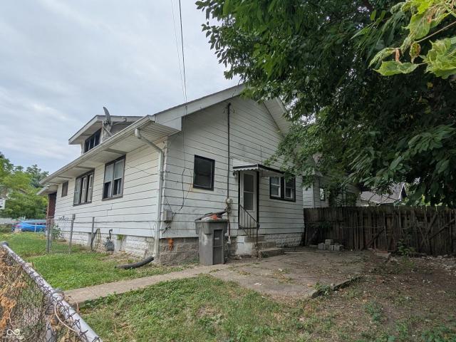 430 N Oxford