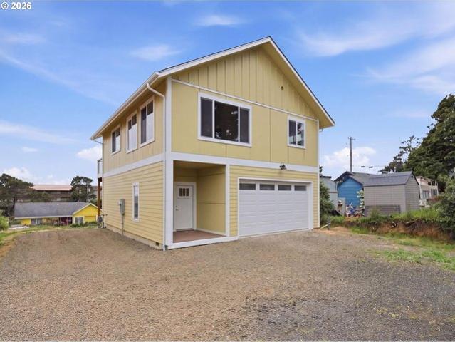 430 NW 5th St, Newport, OR 97365