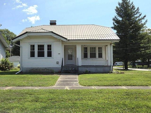 430 S Morgan St, Olney, IL 62450