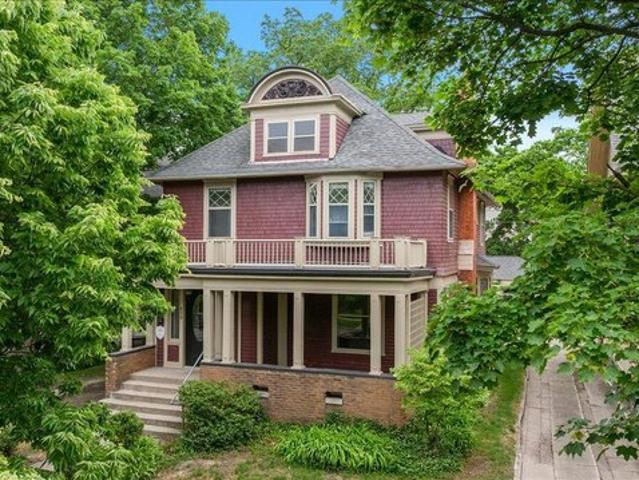 430 Paris Ave SE, Grand Rapids, MI 49503