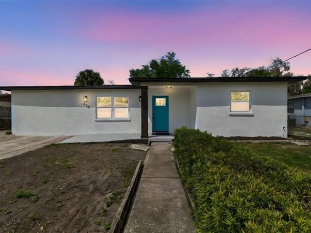 430 Pevetty Dr, Plant City, FL 33563