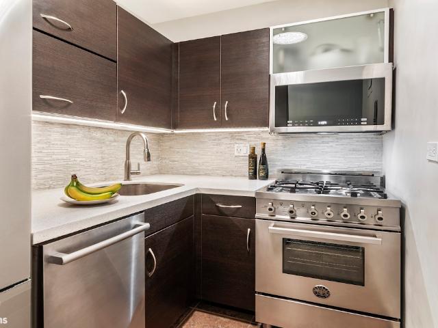 430 W 34TH Street 3J