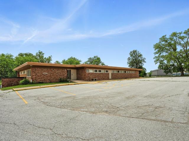 430 W 35TH Street