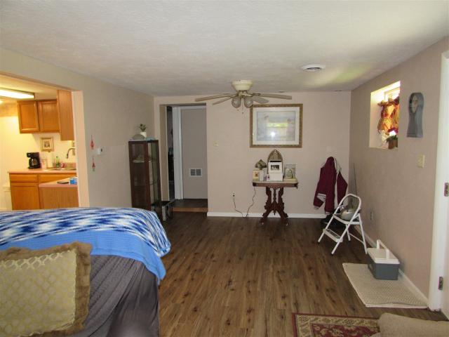430 W Race Street