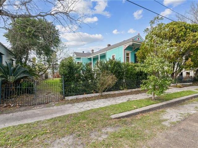 430 Tupelo St, New Orleans, LA 70117 | Compass