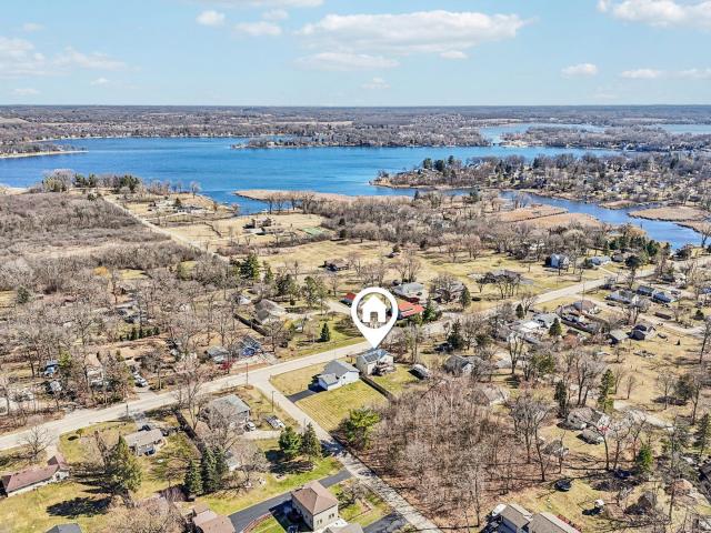43144 N Lake Ave, Antioch, IL 60002 | MLS #12608 | Compass