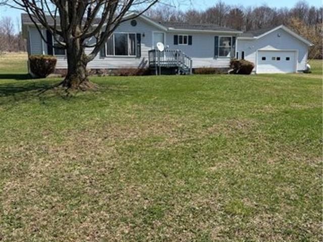 4314 Pancake Hill Rd, Bemus Point, NY 14712