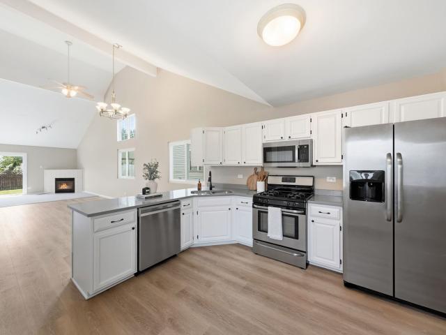 4314 River Glen Drive