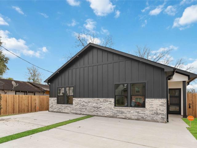 4314 Stassen St, Houston, TX 77051 | MLS #64751 | Compass
