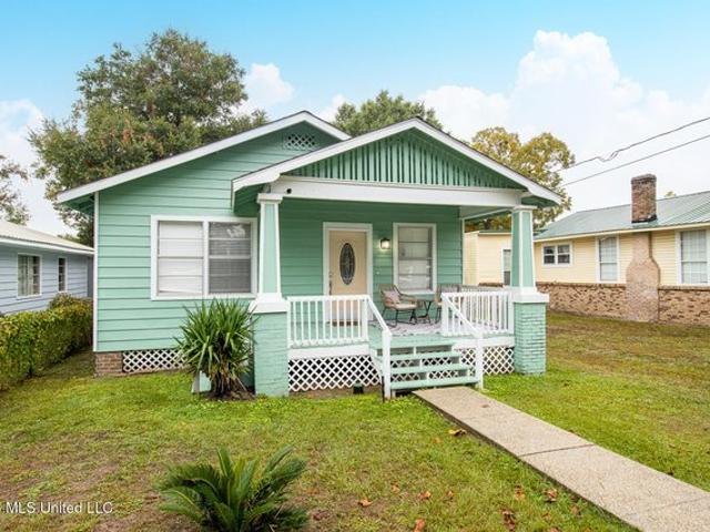 4315 Lewis St, Gulfport, MS 39501