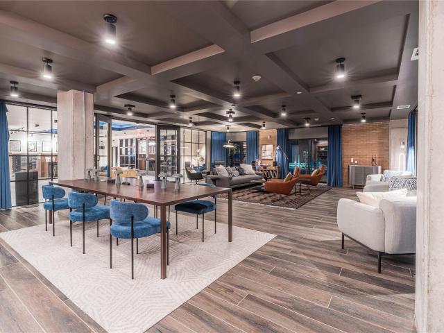 4315 S Congress Ave # 208