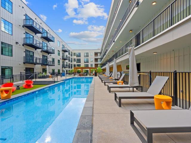 4315 S Congress Ave # 216