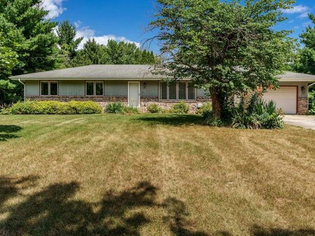 4315 W Rockton Rd, Rockton, IL 61072