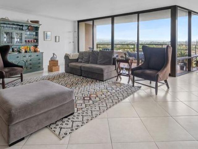 4316 Marina City Dr #633 Ctn, Marina del Rey, CA 90292 in Marina del Rey, California