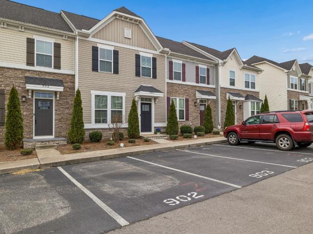 4316 Summercrest Blvd # 903