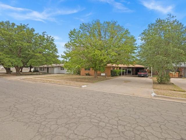 4316 45th St, Lubbock, TX 79413