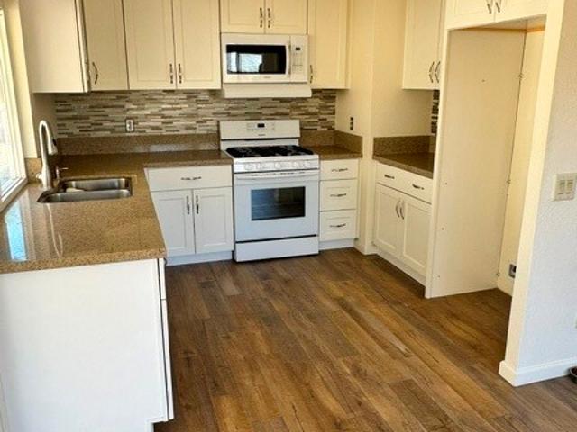 4317 Ardsley Court