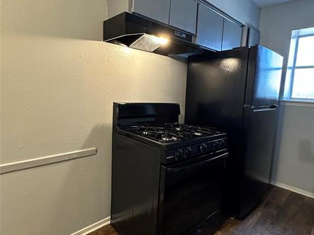 4317 Baldwin Street # 4318