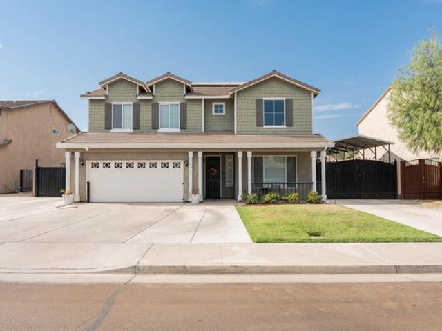 4317 E Cambridge Ave, Visalia, CA 93292