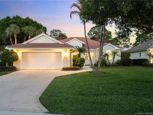 4317 SE Coventry Ln, Stuart, FL 34997