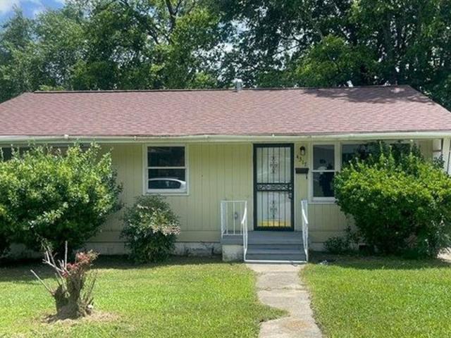 4317 41st St N, Tarrant, AL 35217