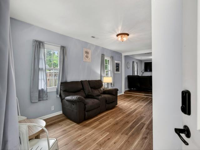 4317&4319 Davison Road