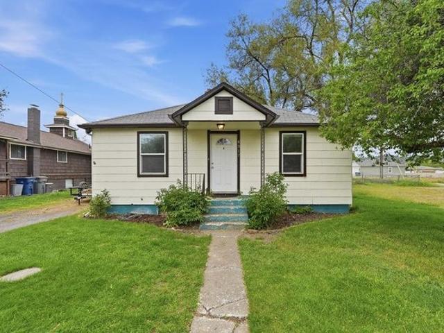 4318 N Evergreen Rd, Spokane, WA 99216