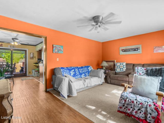 4318 Bayberry Dr
