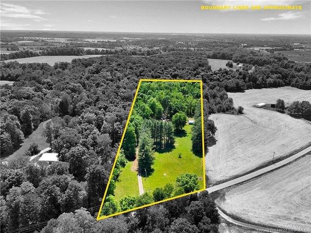 4318 Fox Rd, Charlestown, IN 47111