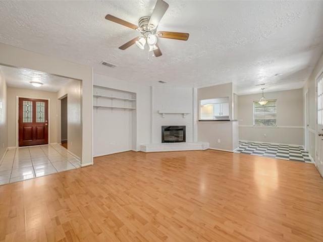 4318 Rosegate Dr, Spring, TX 77373