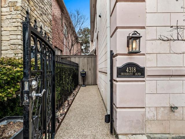 4318 University Blvd, University Park, TX 75205 | MLS #21112 | Compass