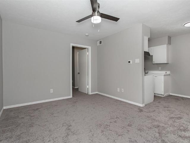 4319 Mckinney Avenue # 103