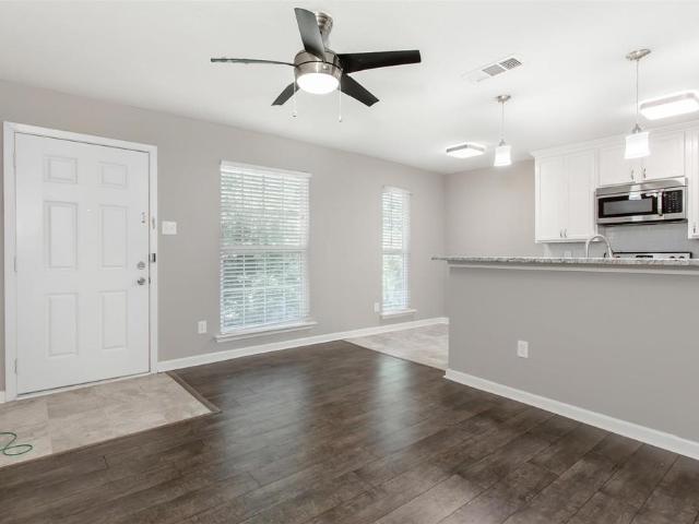 4319 McKinney Avenue # 205