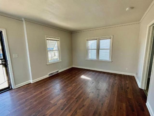 4319 N 47th St, Milwaukee, WI 53216 | MLS #1957 | Compass