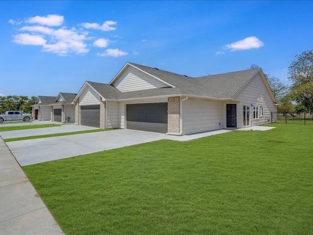 4319 N Sandplum St # 4321, Wichita, KS 67205