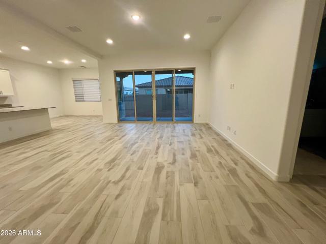 4319 E SILO Drive