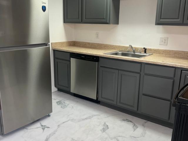 4319 Lashelle Ave #2 | 1 MONTH FREE 2 Bed/1 Bath Near Fort Carson!