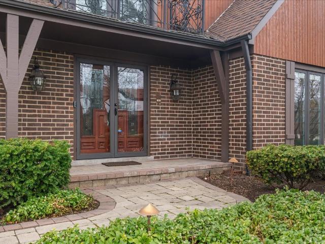 4319 Phyllis Dr, Northbrook, IL 60062 | Compass