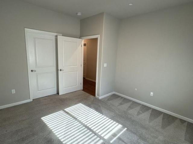 4319 2 Bedroom Apartment for Rent at 514 S Summit St, Visalia, CA 93292