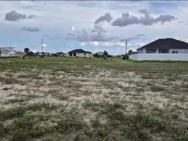 4310 NW 34th Ln, Cape Coral, FL 33993 | MLS #2025000