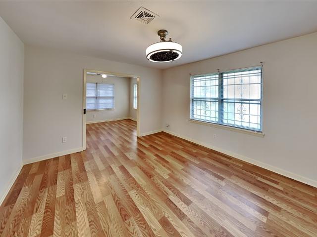 4310 Boynton Dr, Houston, TX 77045 | MLS #33433 | Compass